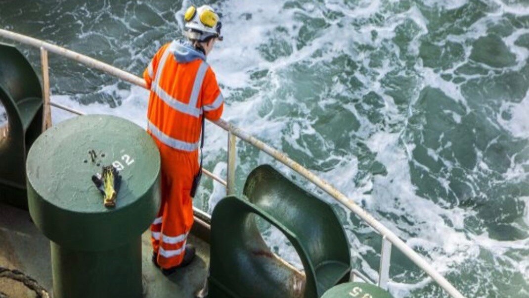Why Do Sailors Quit Sailing? - Merchant Navy Decoded