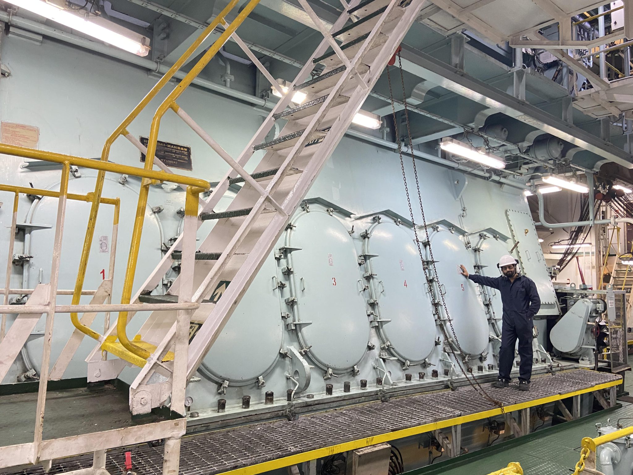 Merchant Navy: Ranks, Departments and Duties - Merchant Navy Decoded