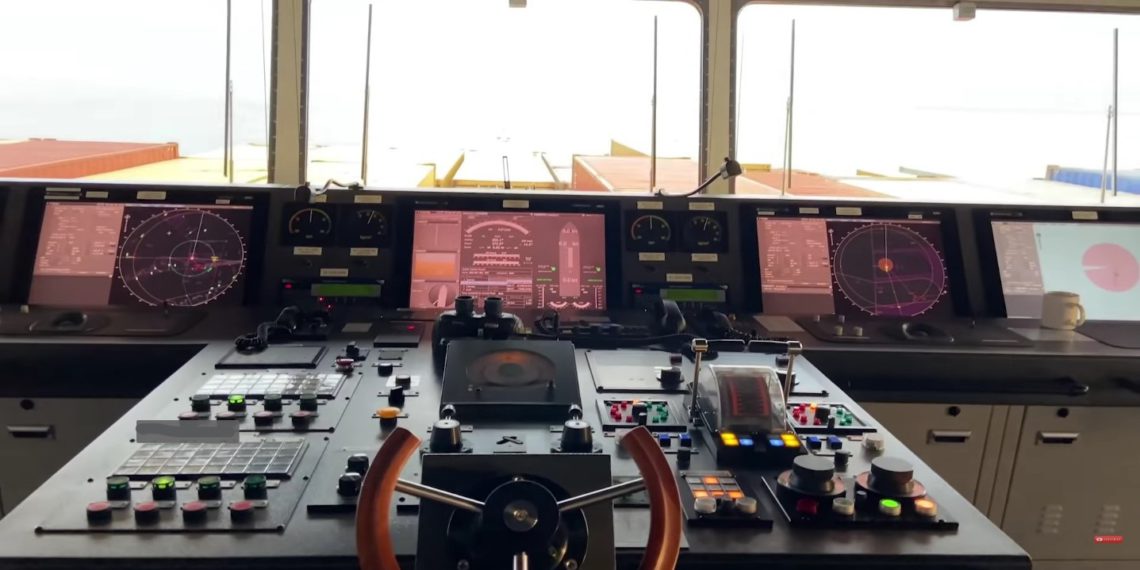 Nautical Science vs Marine Engineering - Merchant Navy Decoded