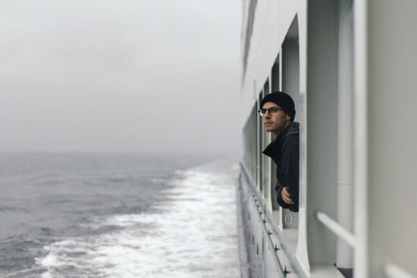 What is Seasickness? How to handle Seasickness on a Ship?