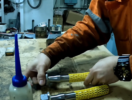 Connecting Rod Bolt Replacement